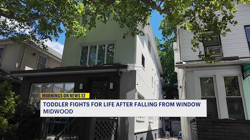 2-year-old girl critically injured after falling from window in Midwood