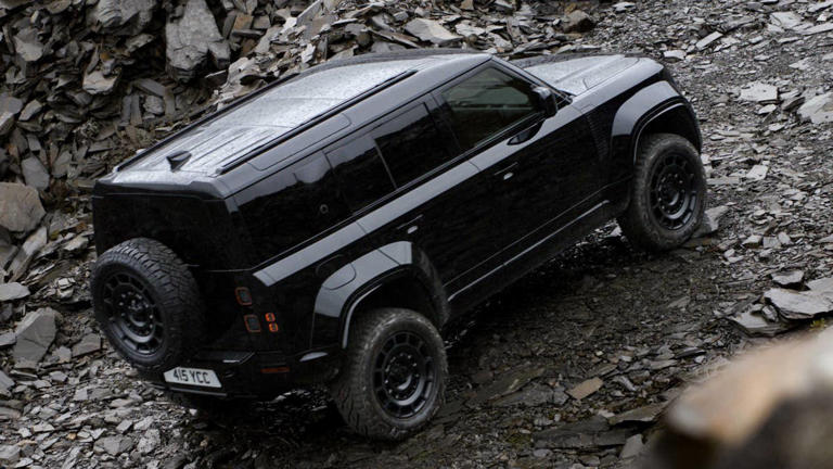 2025 Land Rover Defender