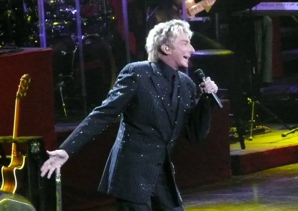 8 singers boomers adore that Gen Z barely listens to