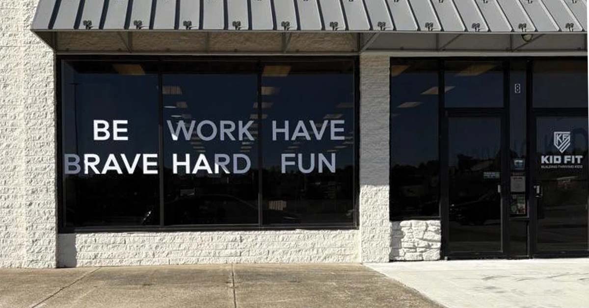 Funny signs that aren't helping anyone