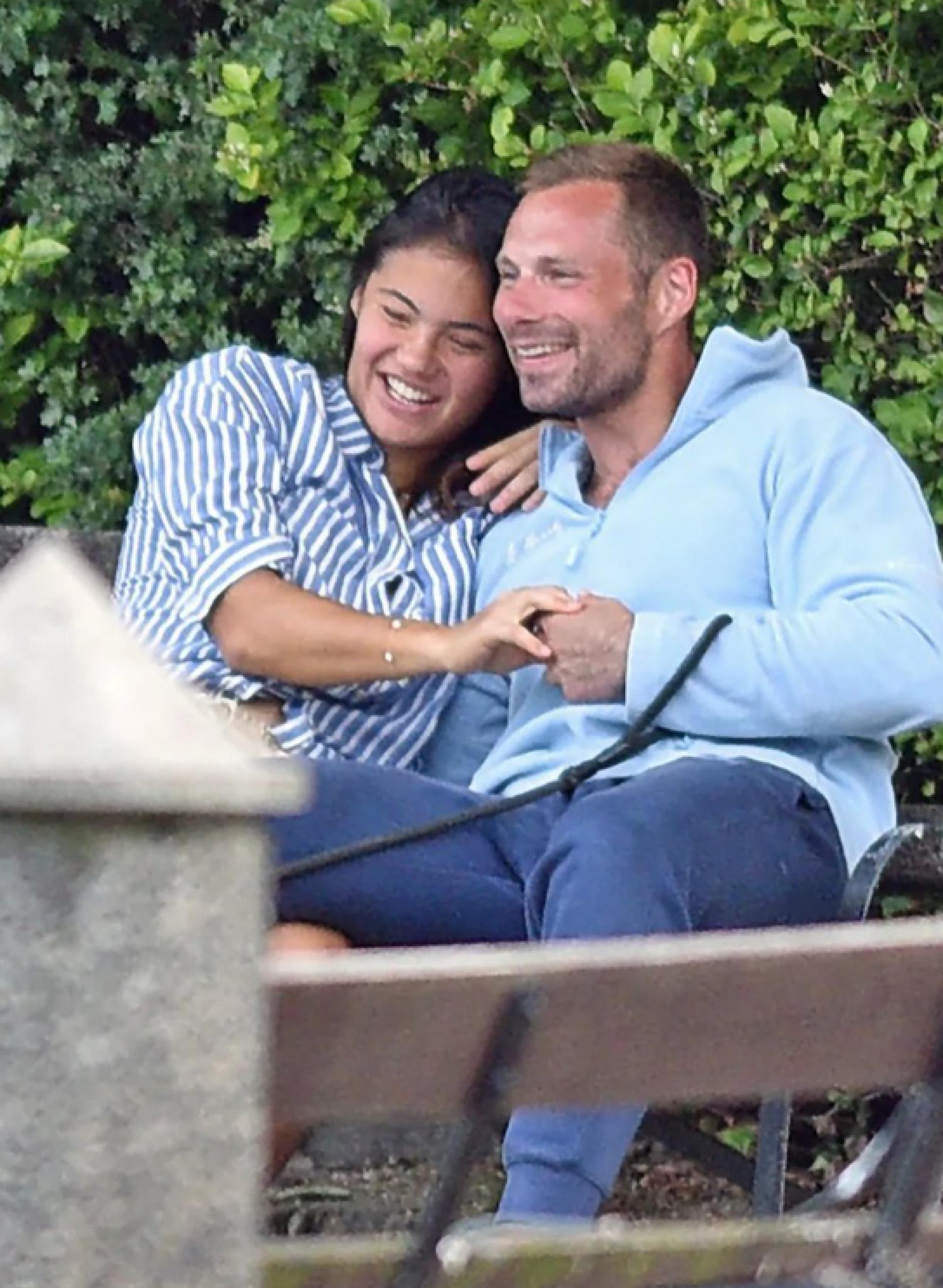 Emma Raducanu caught in romantic park scene just hours after Queen’s ...