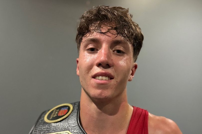 Hull boxer wins international title with unanimous decision in New York