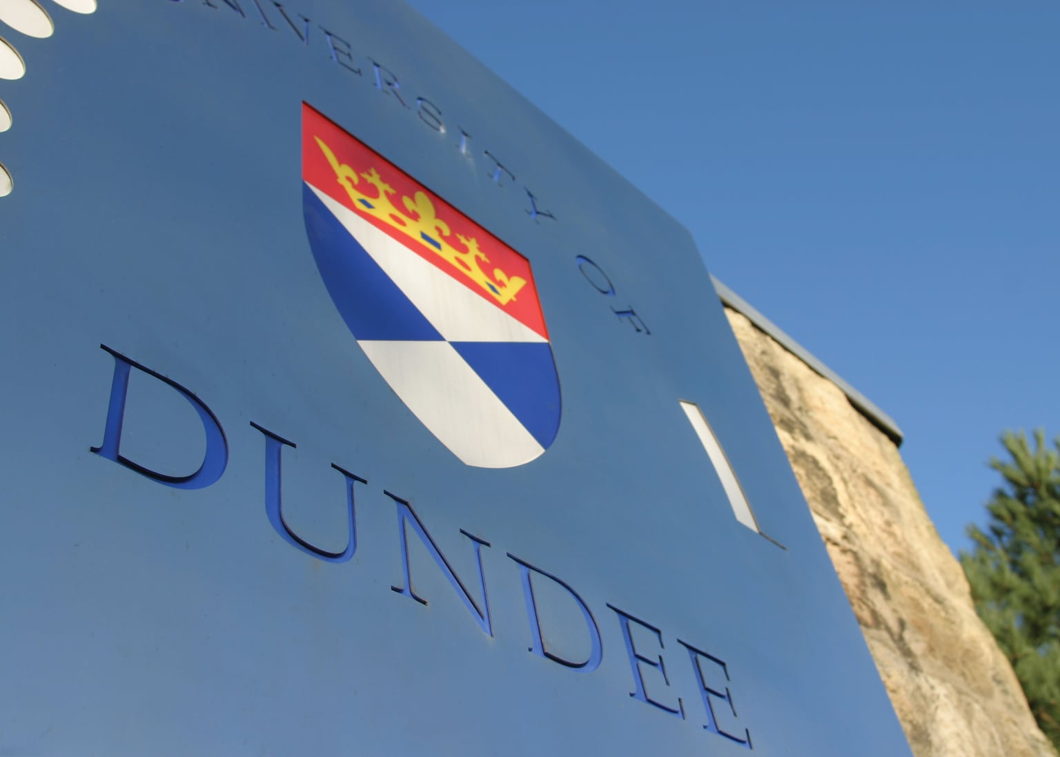 Almost 200 more jobs could go at Dundee University
