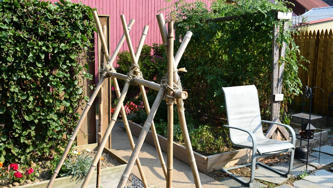 8 creative trellis designs for gardens
