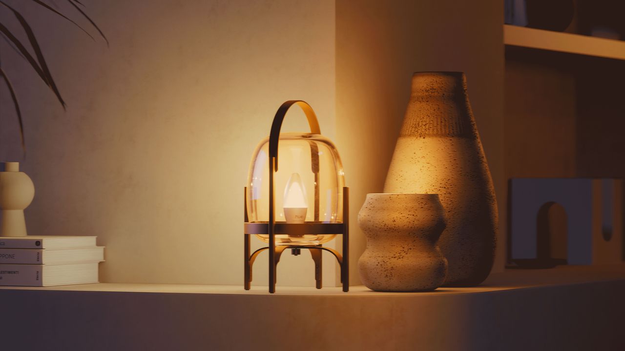 Philips Hue unveils new lamps, upgraded candle bulbs, and smarter ...