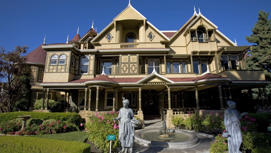 8 haunted locations with chilling histories
