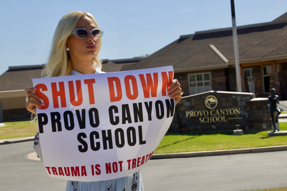 Paris Hilton returns to Utah facility where she was allegedly abused