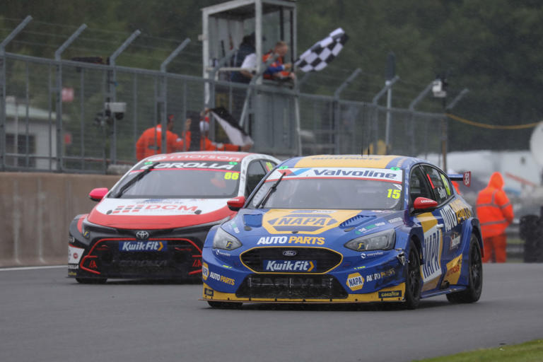 NAPA Racing triumphs at Oulton Park with Sutton and Cammish on the podium