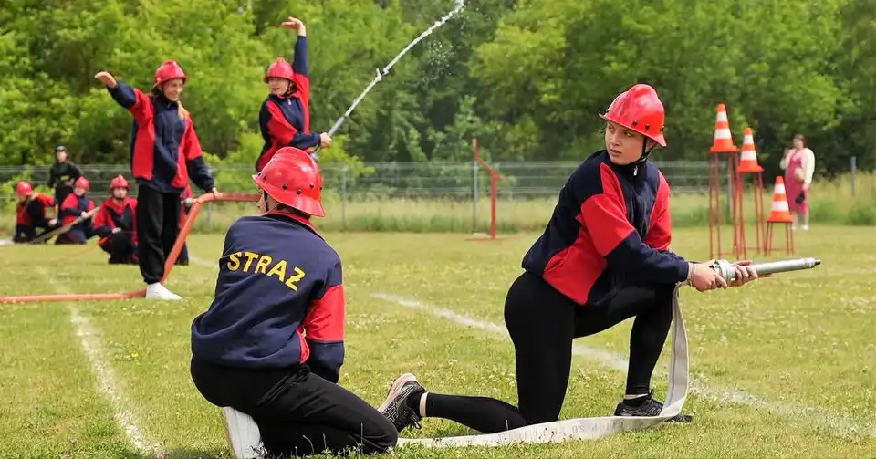 Zawody sportowo-pożarnicze gminy Kozienice odbyły się w Świerżach ...