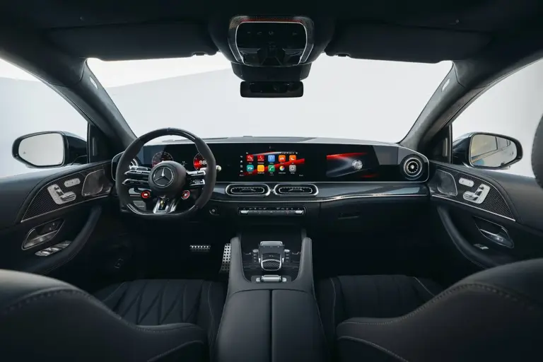 Il V8 ruggisce ancora: Mercedes-AMG svela i nuovi SUV ad alte ...