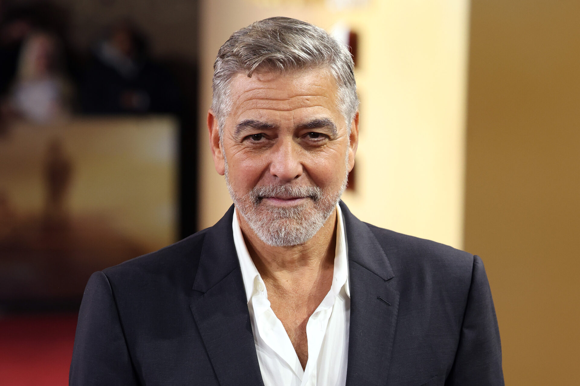 George Clooney reveals who his favorite is to play James Bond