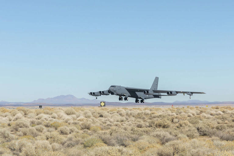 'We lost eight great Americans': B-52 crash kills crew at Edwards Air ...
