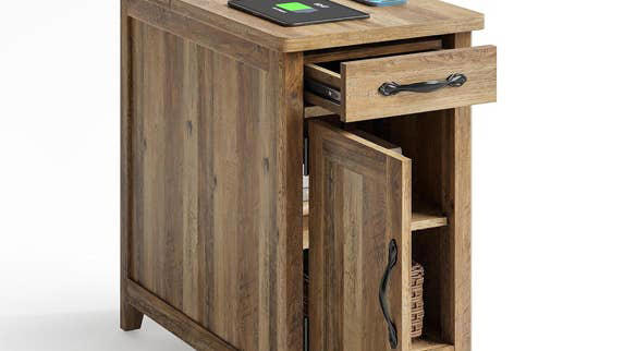 Discover the $87 Linsy Home farmhouse end table: Perfect for small ...