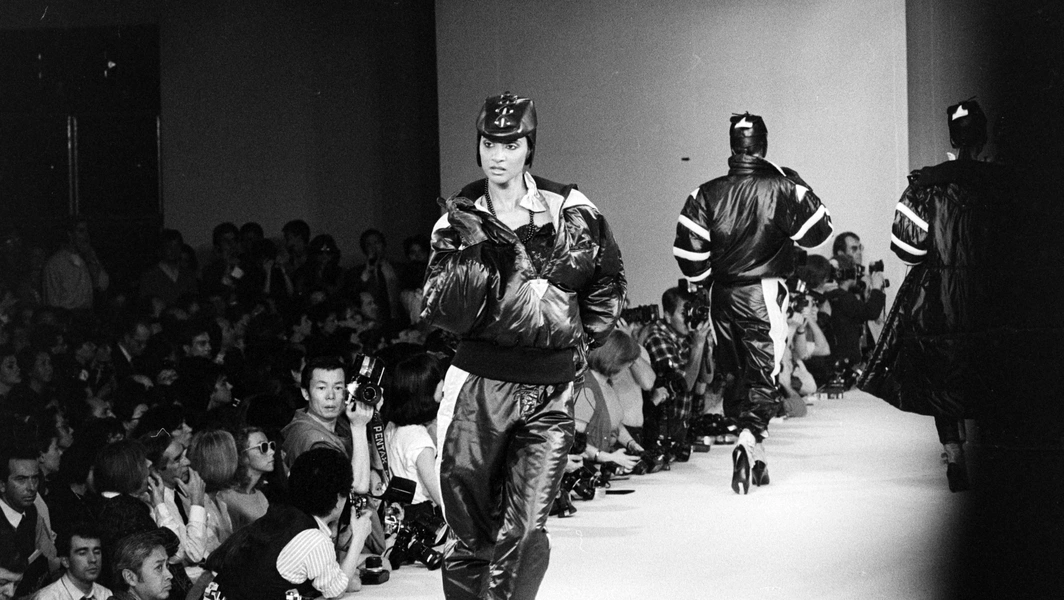 10 iconic 1980s trends revived in modern fashion