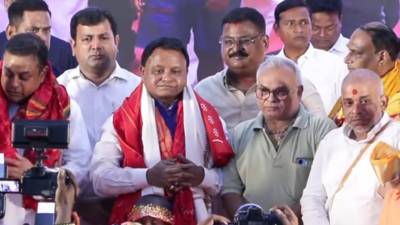 Puri servitors honour Odisha CM for removing 'Dham' from Digha temple