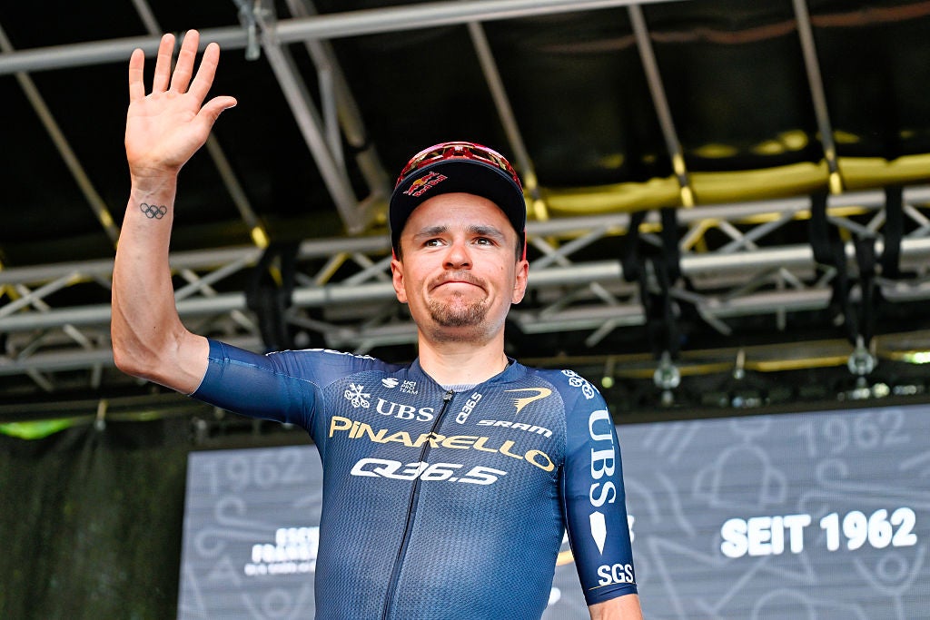 Tom Pidcock whacked with viral infection in Tour de France setback