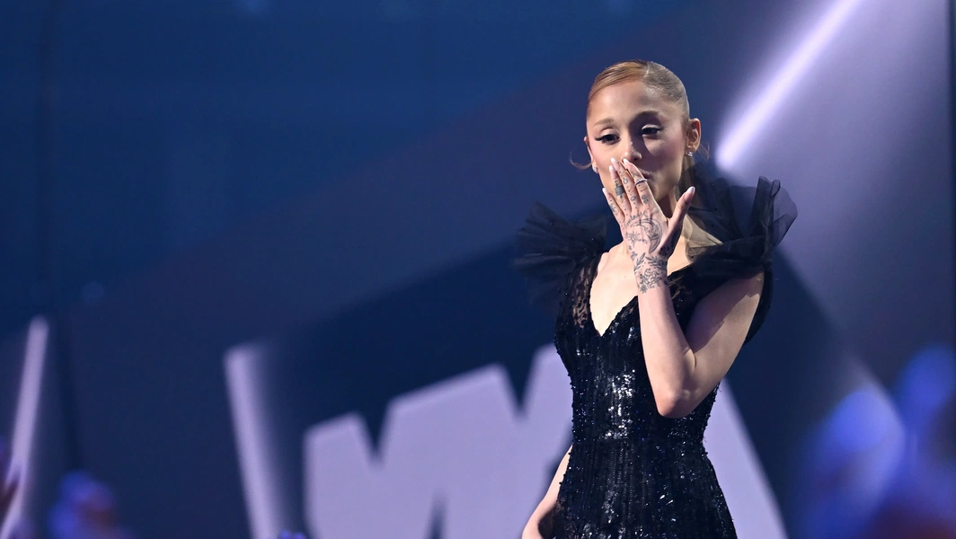 Ariana Grande launches Brighter Days Ahead Foundation for mental health