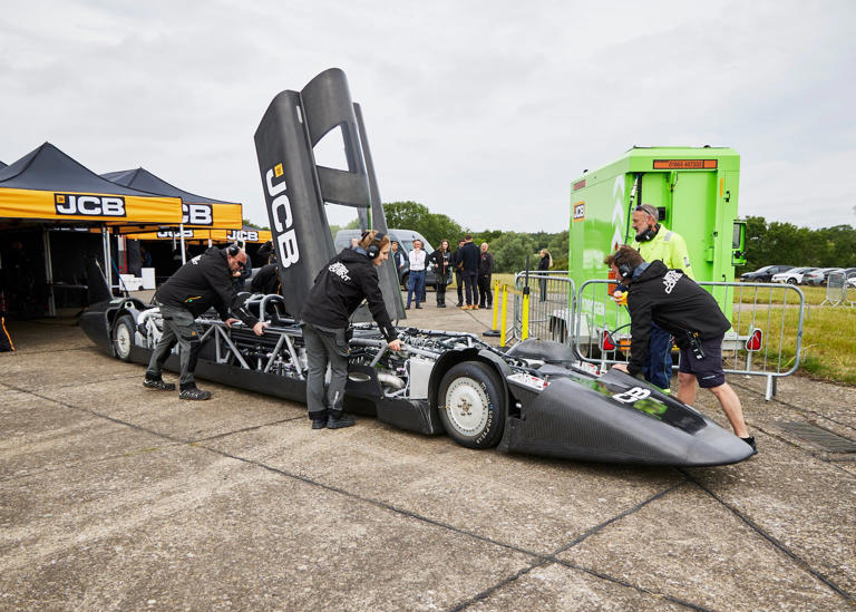 JCB Hydromax begins testing ahead of high-speed record attempt