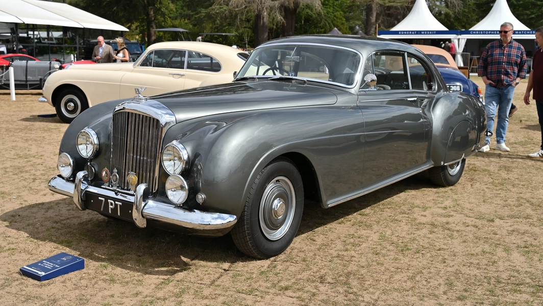 9 once-coveted luxury cars that faded from prominence
