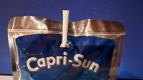 Streit um Papiertrinkhalme: Capri-Sun-Chef bezeichnet eigene Petition ...