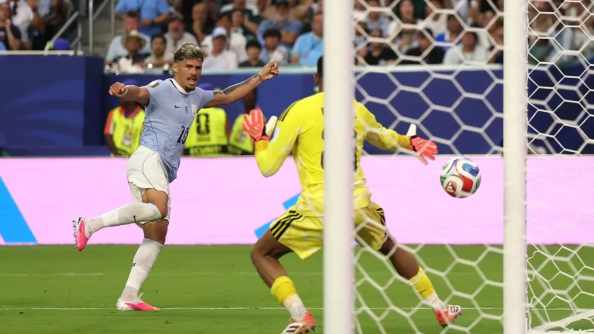 Uruguay fight back to hold Saudi Arabia 1-1 in FIFA World Cup opener