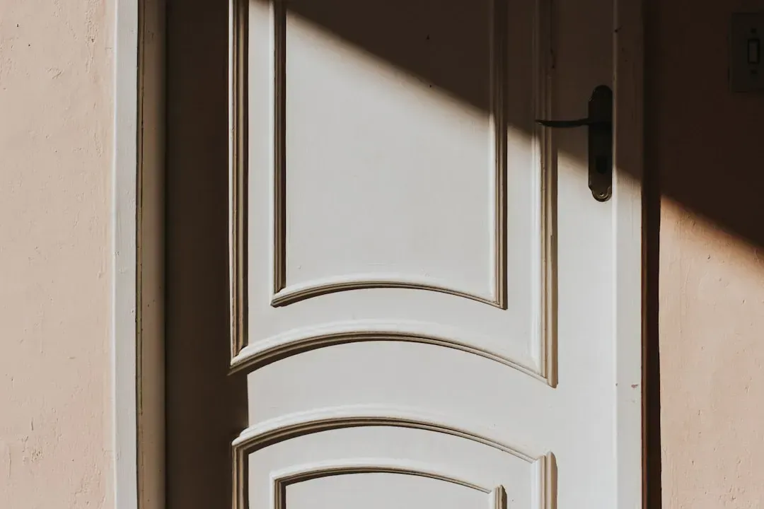 13 small design details luxury homes always have that most people never ...