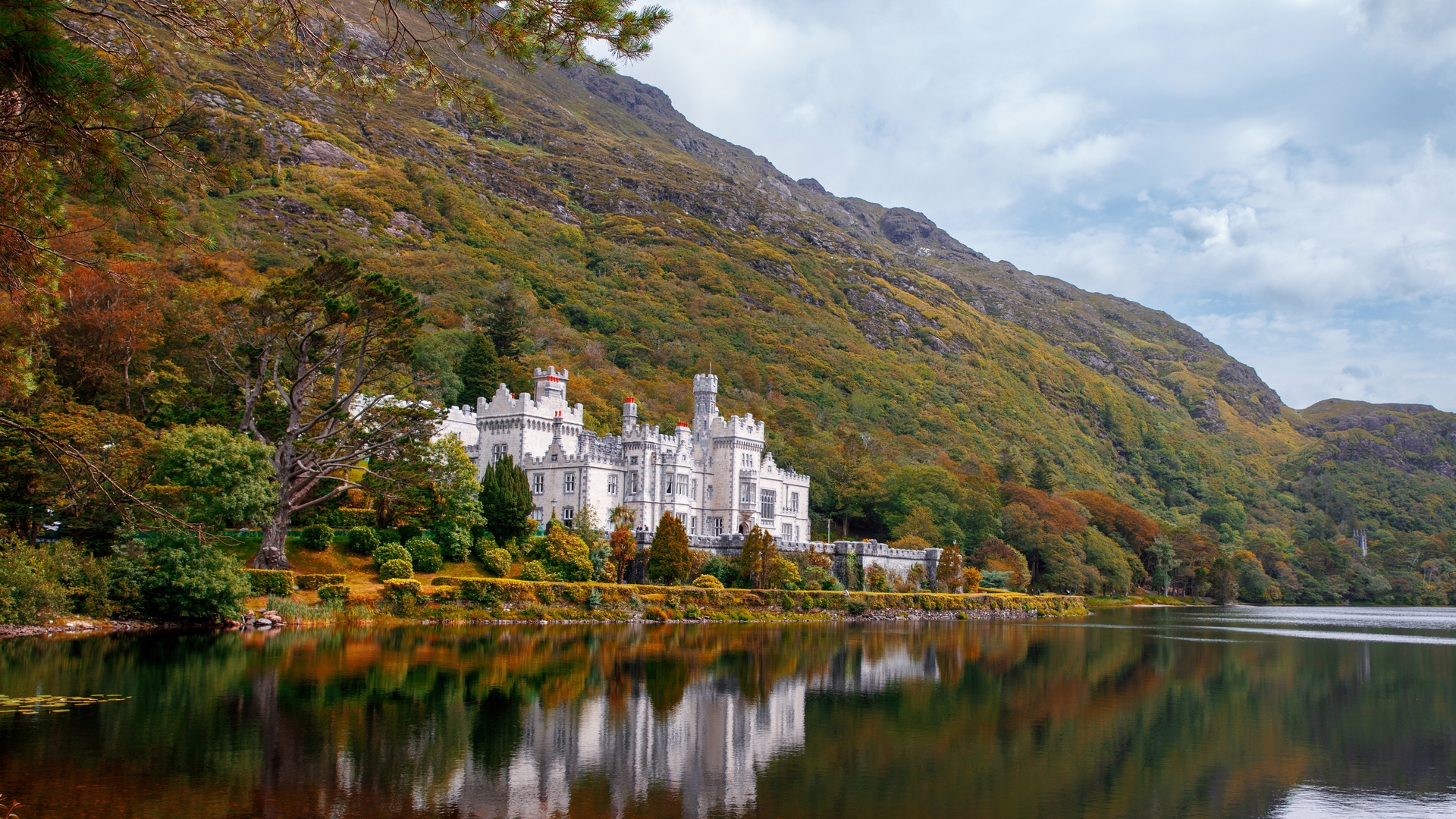 In Ireland, these 10 stunning castles will make you feel like you’re in ...