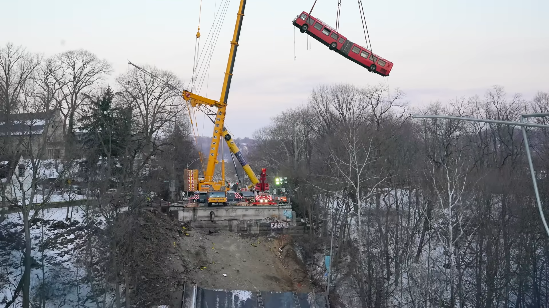 They warned this bridge could fail at any time - nobody closed it ...