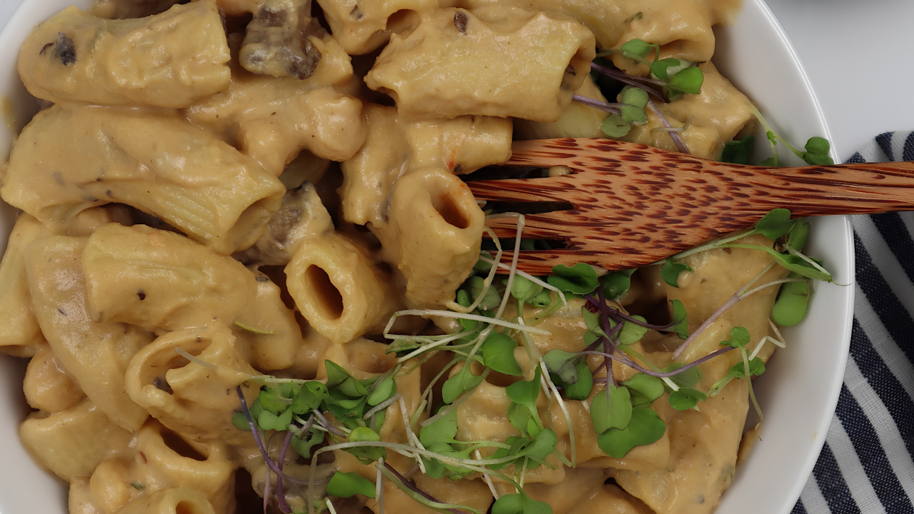 Easy creamy tomato pasta recipe for a simple homemade meal
