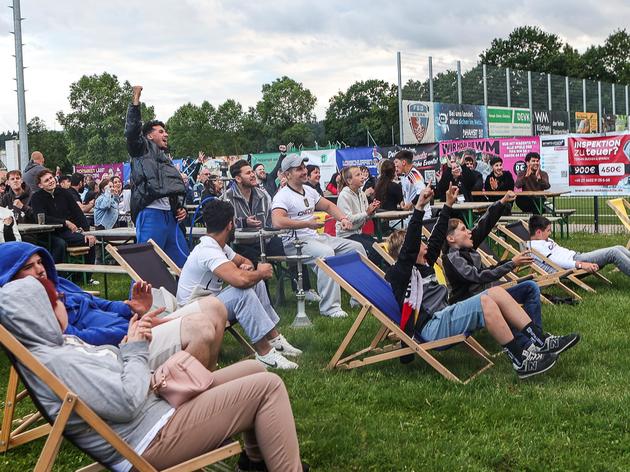 Public viewing in Bebra: Knapp 400 Fans feiern deutsches Torfest