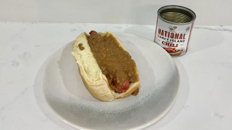 7 store-bought hot dog chili sauces, ranked