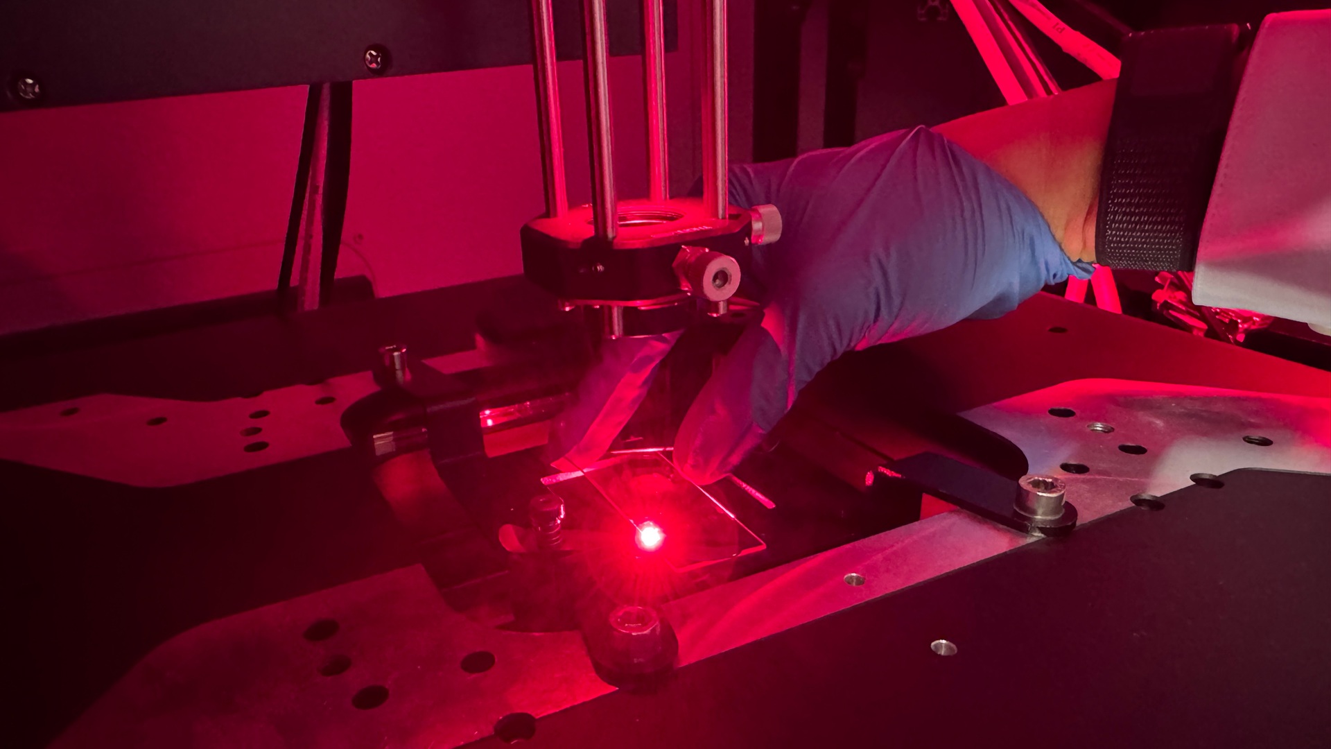 New light-analysis chip gives cameras advanced spectral vision capabilities
