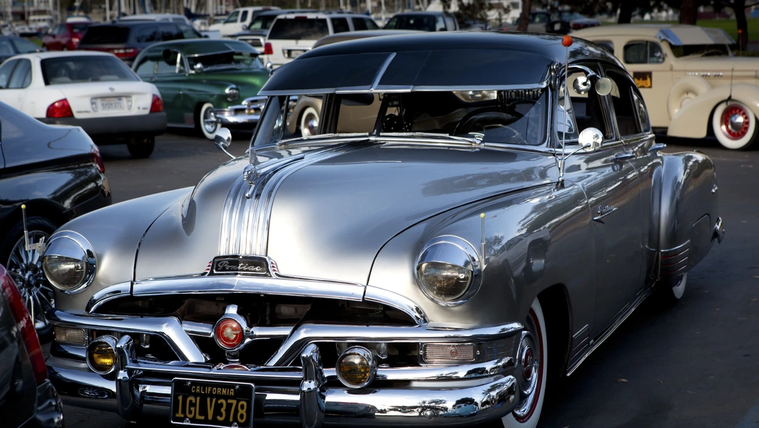 5 classic Pontiac models of the 1950s