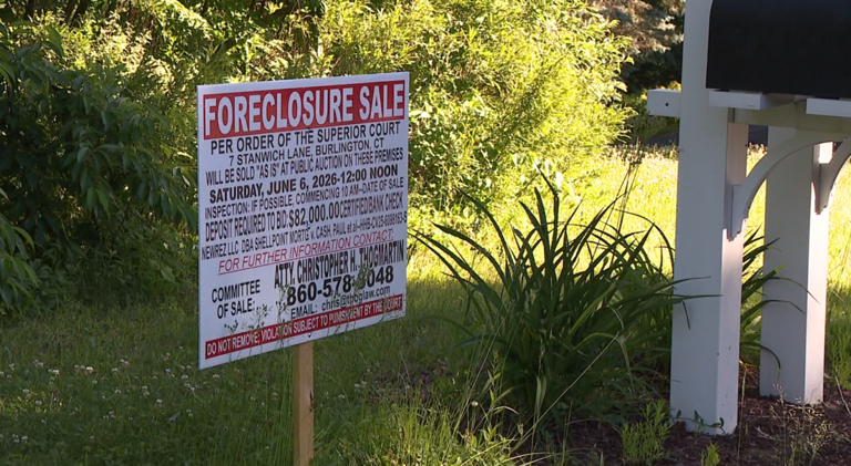 Skeletal remains of 3 people discovered in Burlington home