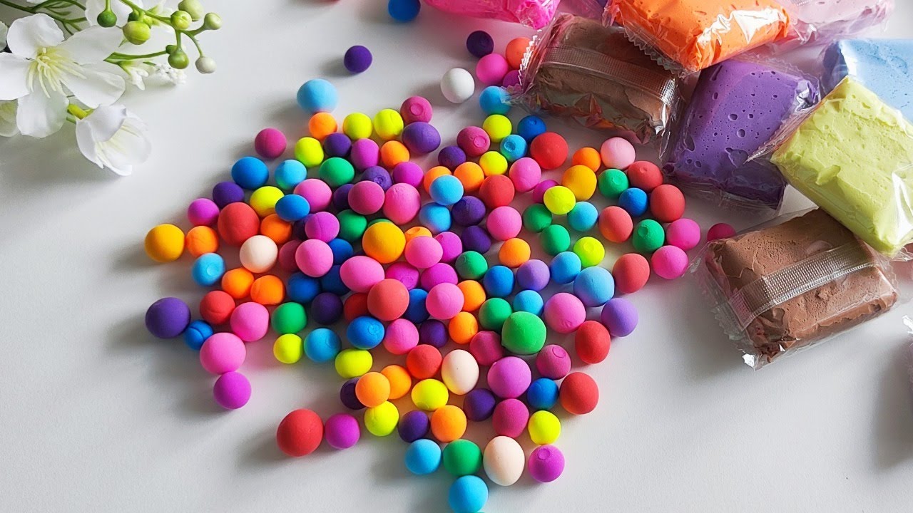 Light plasticine beauty DIY craft ideas