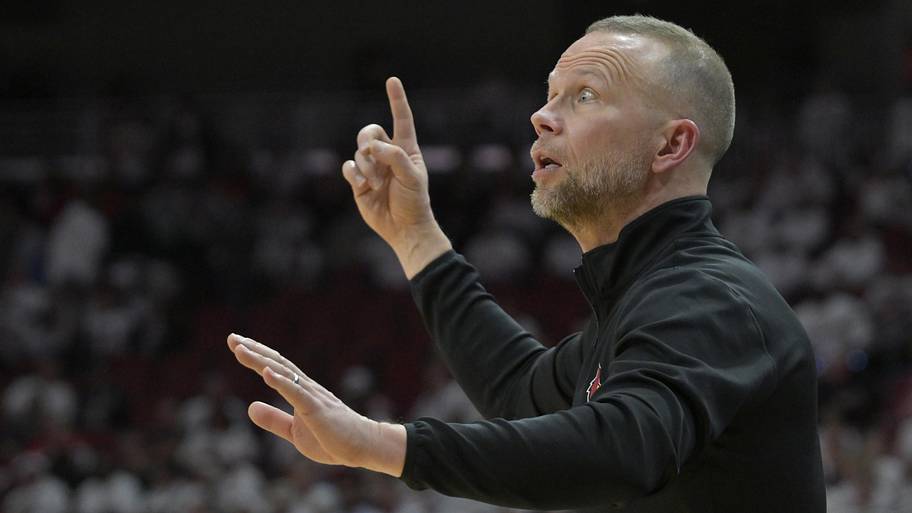 Pat Kelsey and Louisville waste no time targeting Kentucky's top-ranked ...