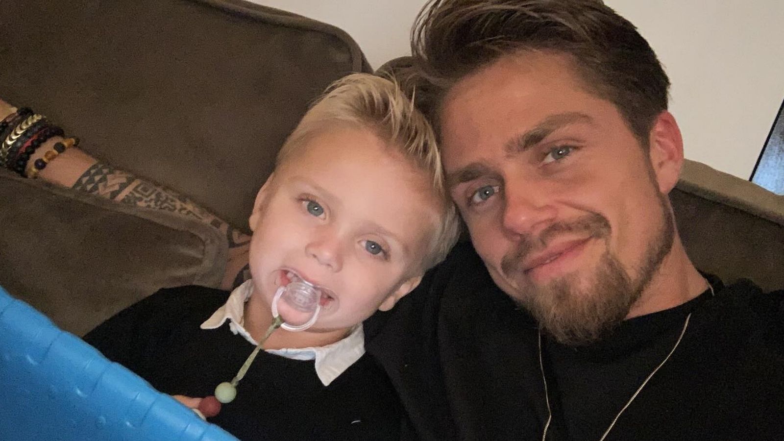 Smelten! André Hazes deelt beelden van eerste ontmoeting tussen ...
