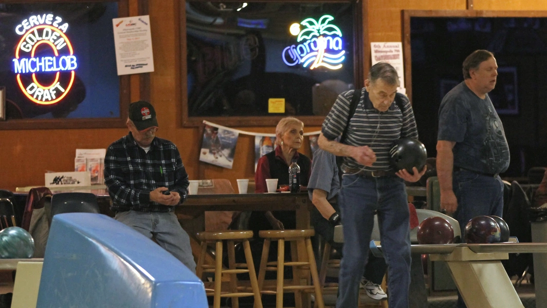 14 American customs and traditions in decline
