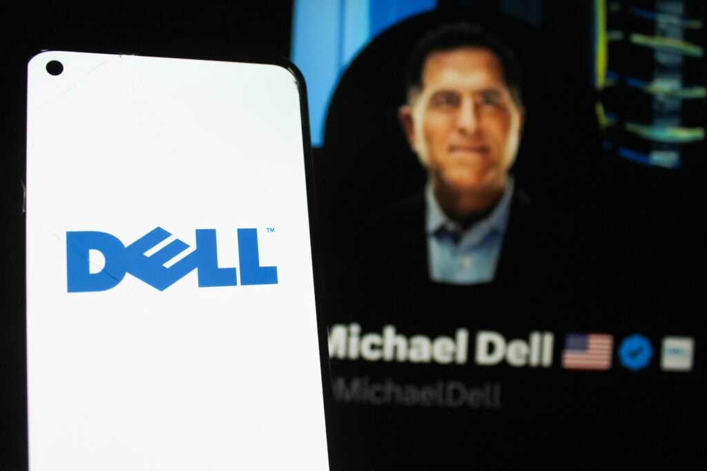 Dell's momentum score jumps as AI server revenue surges over 750% amid ...