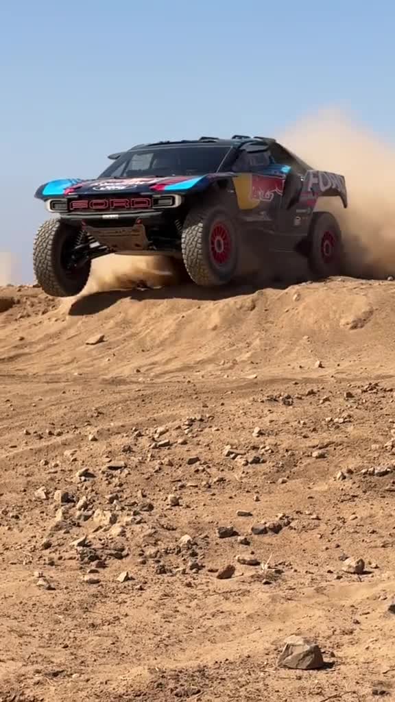 Ford Performance team reaches 170 kph in the Agafay Desert