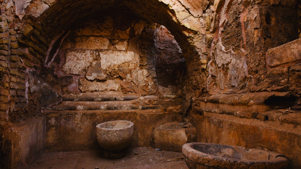 A sealed chamber untouched for thousands of years was opened with its ...