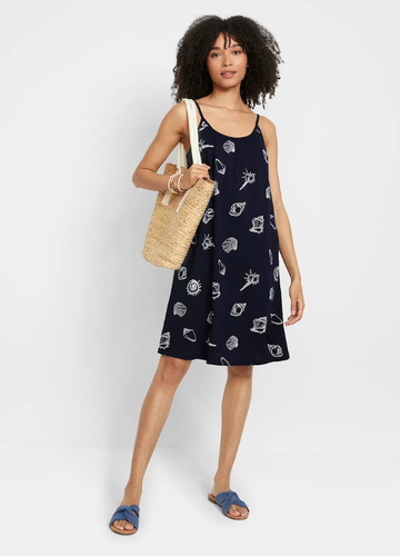 Ich bin 1,58m: Dieses coole Muschel-Kleid passt kleinen Frauen perfekt