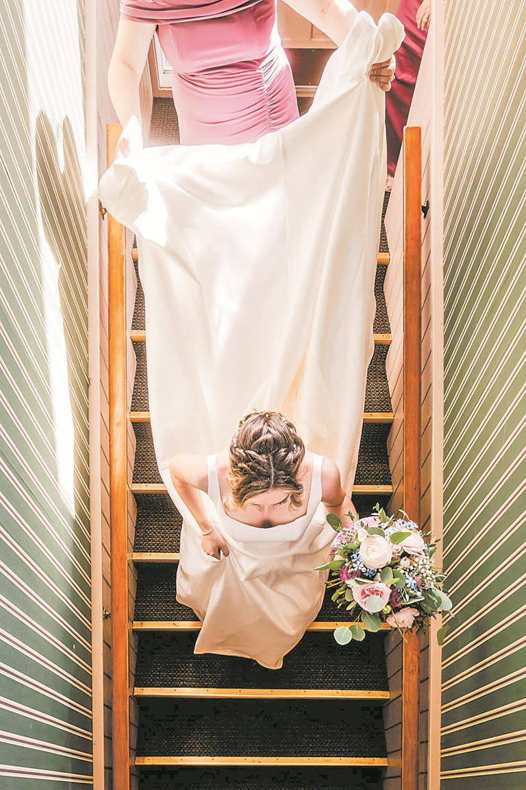 Caught in the moment: Paparazzi style photos document wedding days in a ...