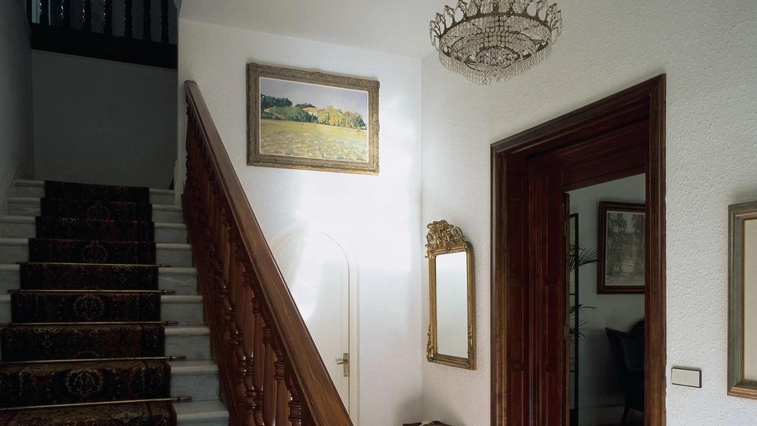 5 hazardous stair designs from around the world