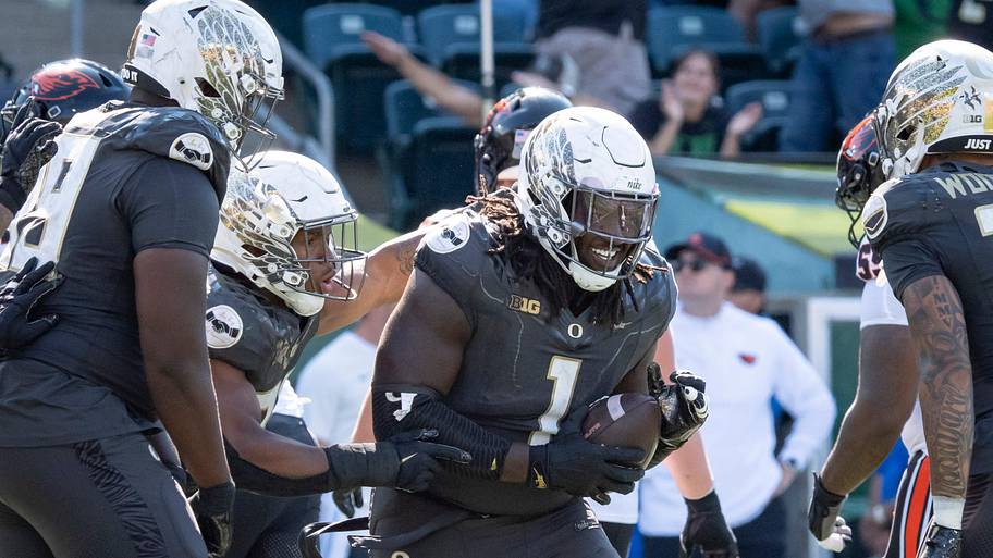 Elite defensive tackle recruit says everything Oregon fans want to hear ...