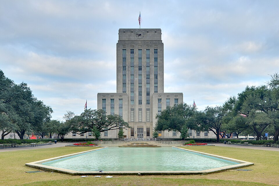 Houston's senior advisor for financial integrity badged into work 13 ...