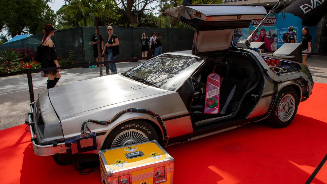 10 real-life replicas of iconic fictional vehicles