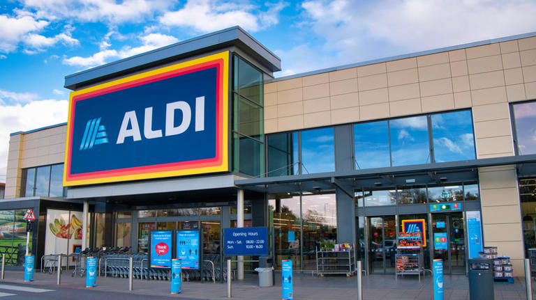 The 25-cent secret Aldi employees know and customers should too