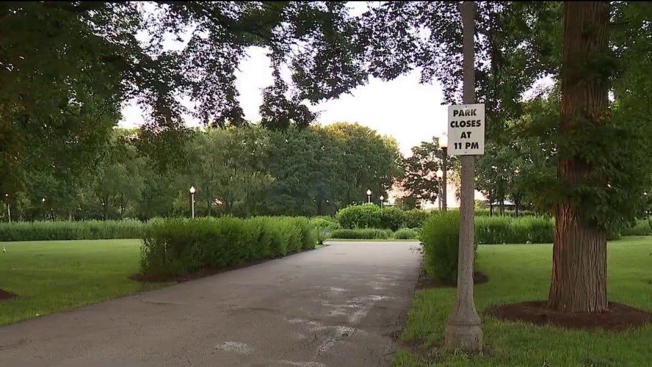 CPD: Bicyclist shot, killed near Grant Park in downtown Chicago