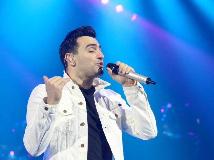 Disgraced Hedley frontman Jacob Hoggard wins day parole